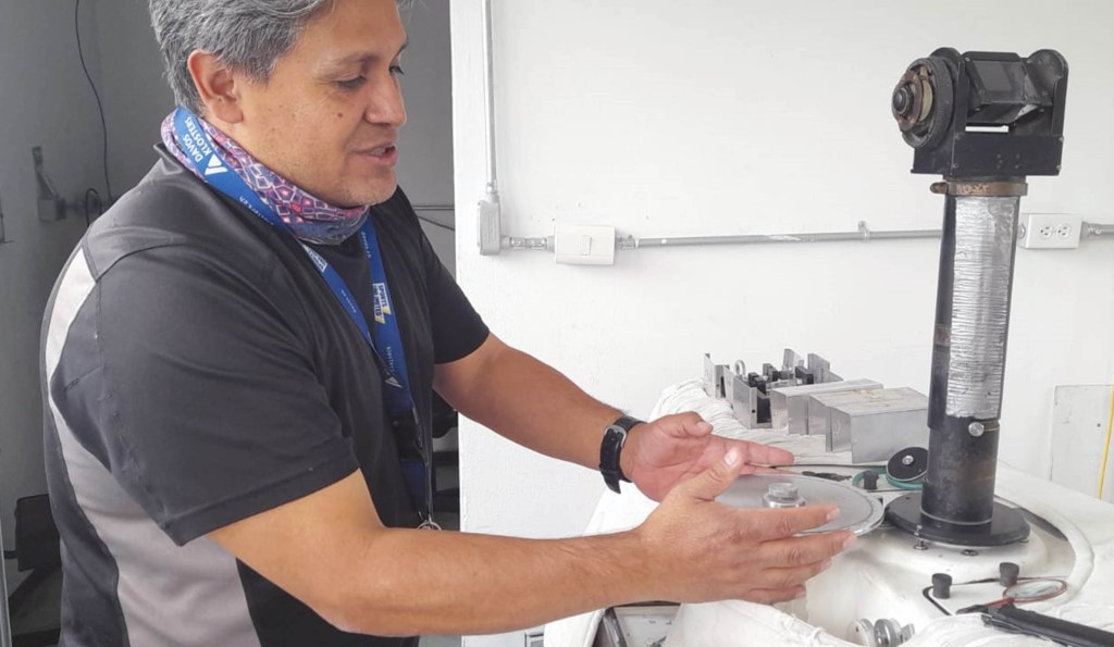 Espectrofotómetro Dobson No. 098, el medidor de la capa de ozono